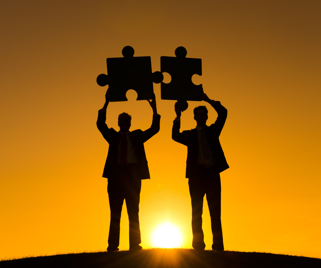 rapprochement - InsuranceSpeaker - InsuranceSpeaker